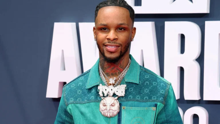 Gene Simmons Net Worth, How KISS Built a Billion-Dollar Brand? - UBR